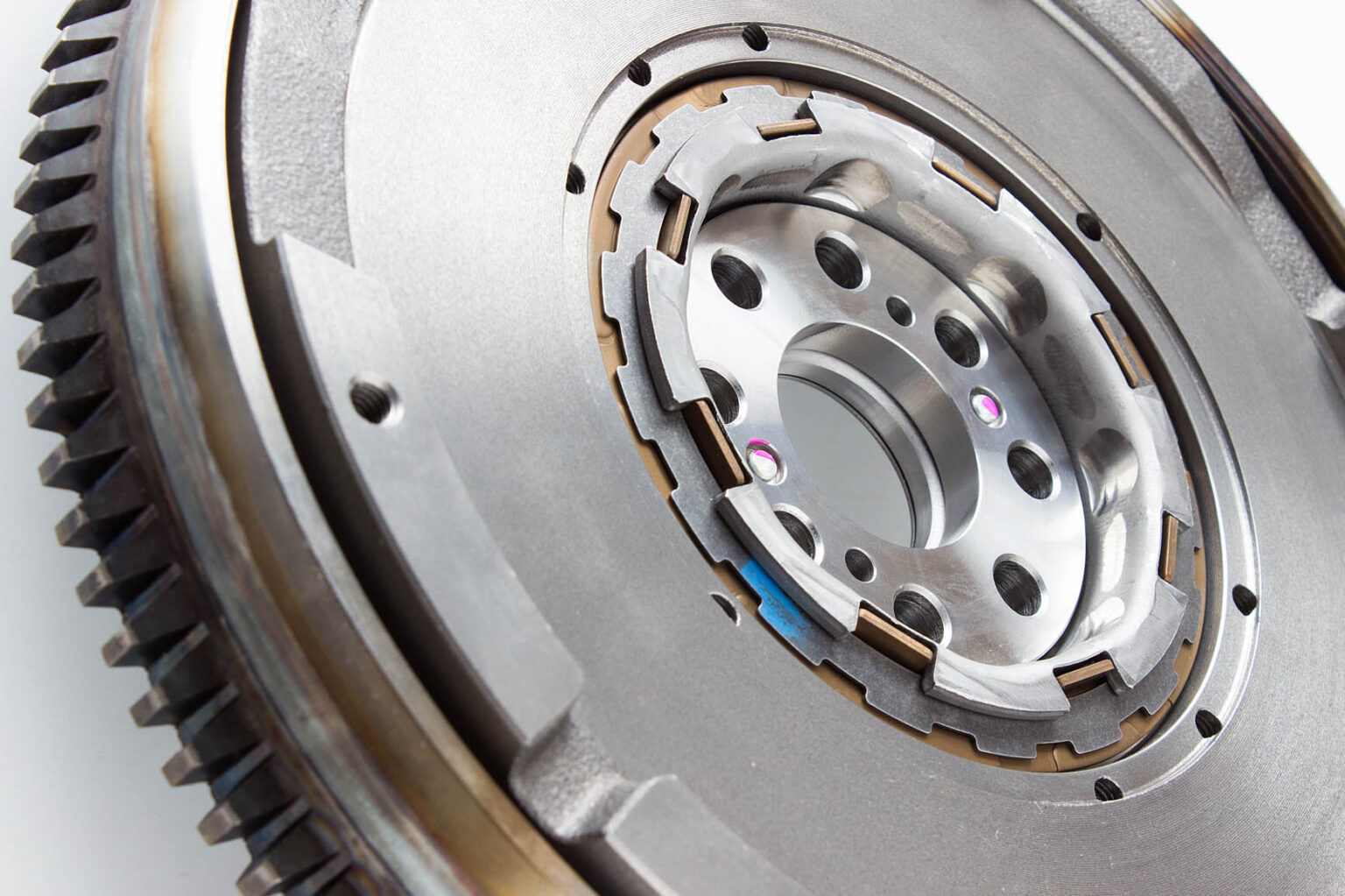 Flywheels - Single & Dual Mass Flywheel Manufacturing | AmTech